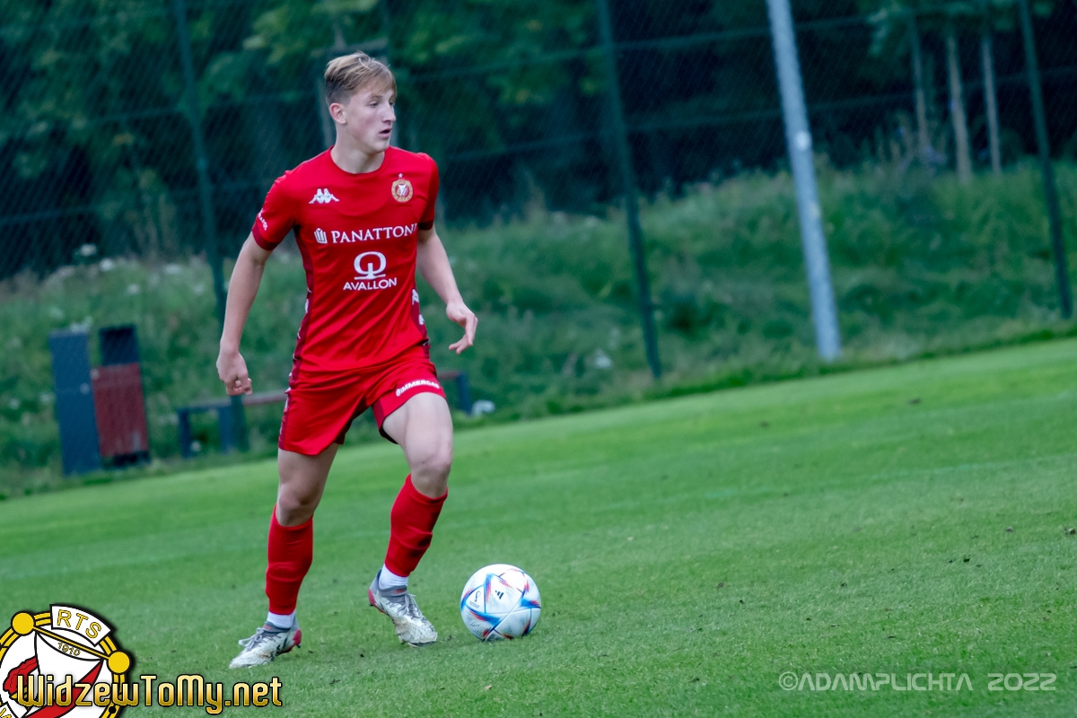 Widzew - AKS SMS 1:0 Adam Plichta - WidzewToMy - Oficjalny portal ...