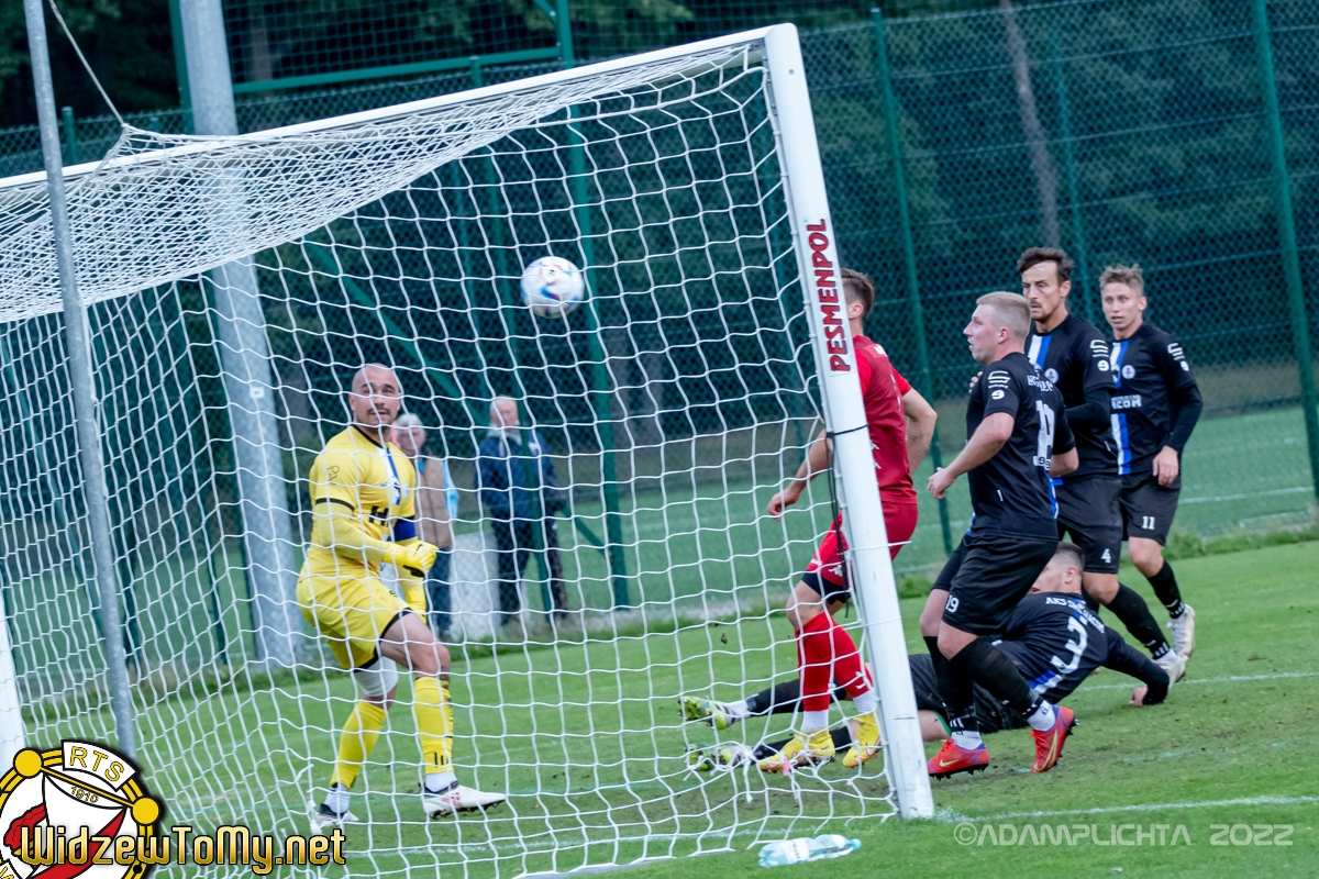 Widzew - AKS SMS 1:0 Adam Plichta - WidzewToMy - Oficjalny portal ...