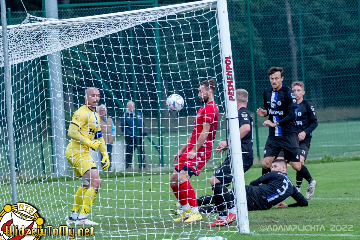 Widzew - AKS SMS 1:0 Adam Plichta - WidzewToMy - Oficjalny portal ...