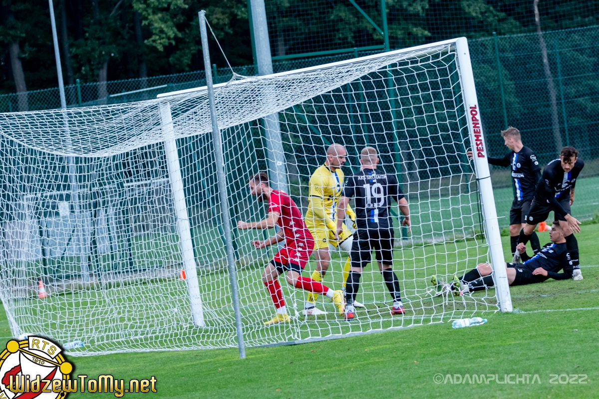 Widzew - AKS SMS 1:0 Adam Plichta - WidzewToMy - Oficjalny portal ...