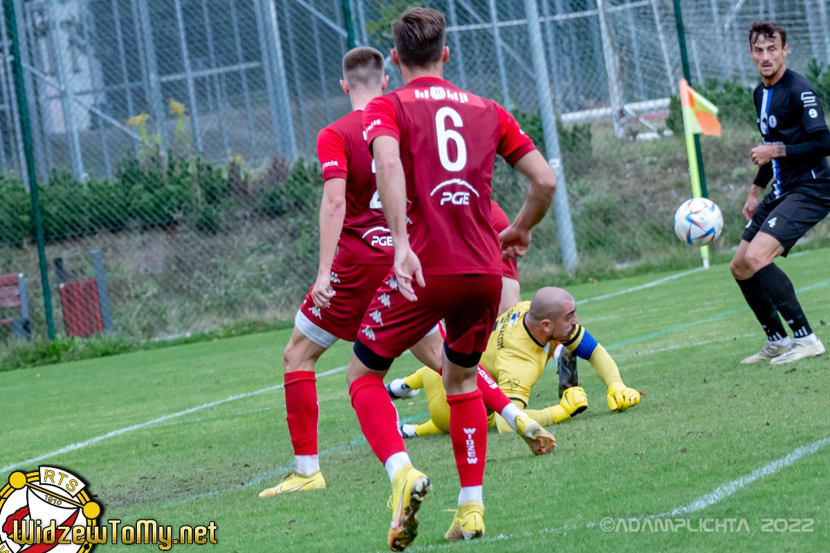 Widzew - AKS SMS 1:0 Adam Plichta - WidzewToMy - Oficjalny portal ...