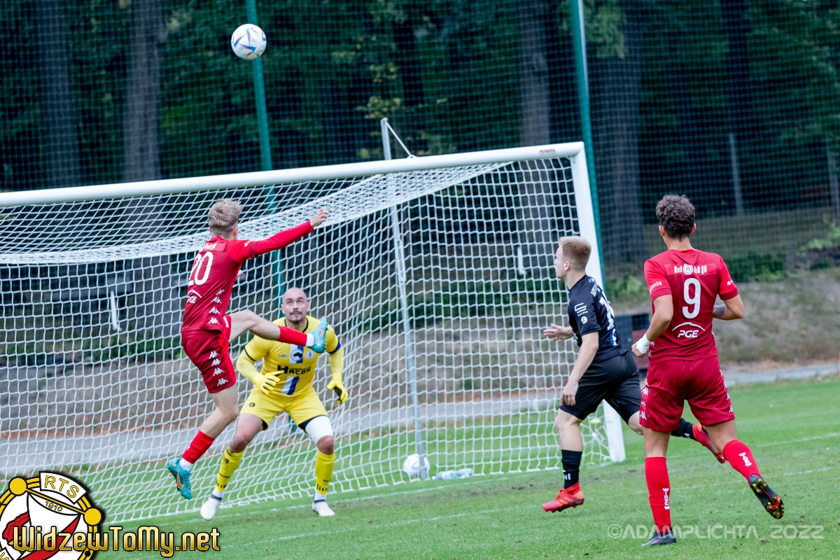 Widzew - AKS SMS 1:0 Adam Plichta - WidzewToMy - Oficjalny portal ...