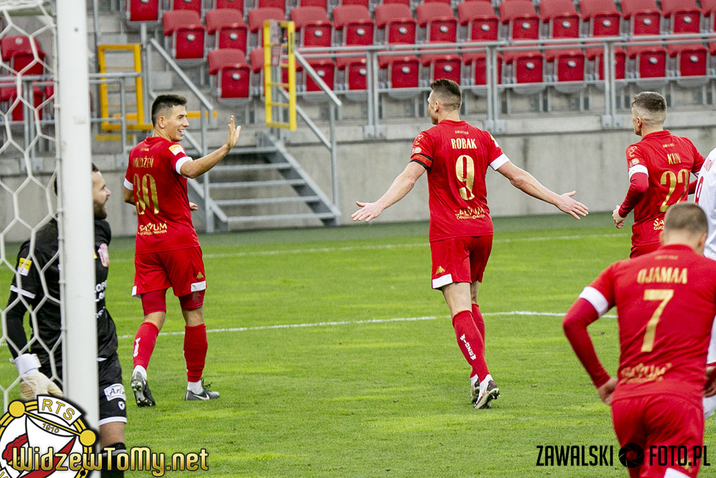 Robak pnie się w klasyfikacji najlepszych strzelców - WidzewToMy ...