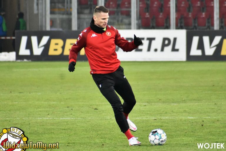 M. Robak: "Najważniejsza jest drużyna" - WidzewToMy - Oficjalny portal ...