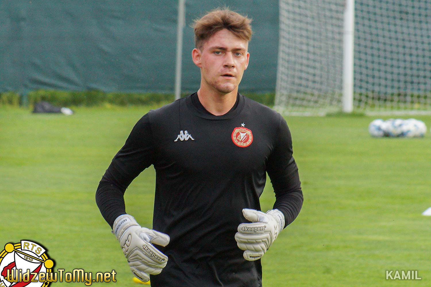 Kwiatkowski i Dębiński na treningu pierwszej drużyny - WidzewToMy ...