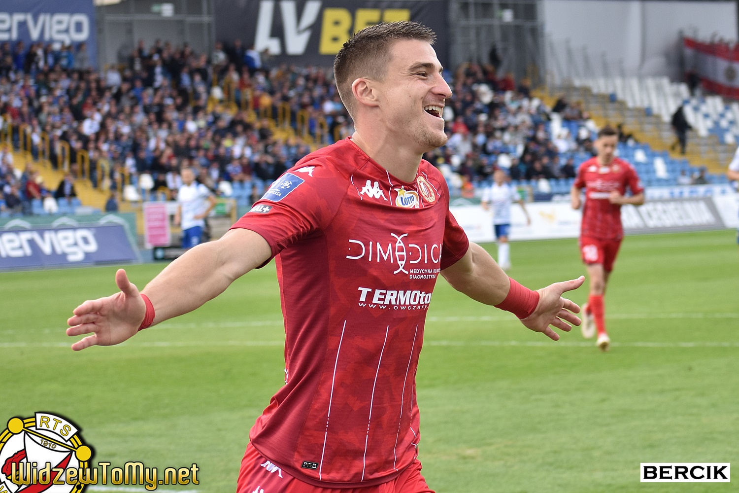 Sanchez podgonił, Hiszpanie szaleją - WidzewToMy - Oficjalny portal ...