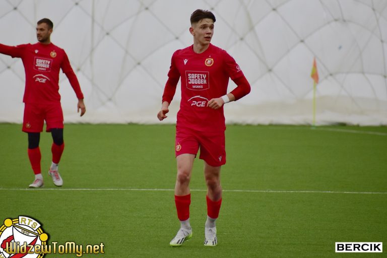 Madej z profesjonalnym kontraktem - WidzewToMy - Oficjalny portal ...