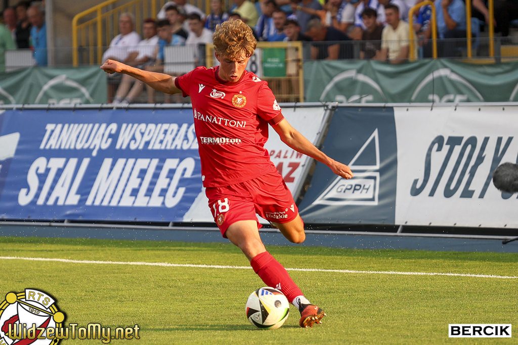 Spokojny początek młodzieży - WidzewToMy - Oficjalny portal kibiców ...