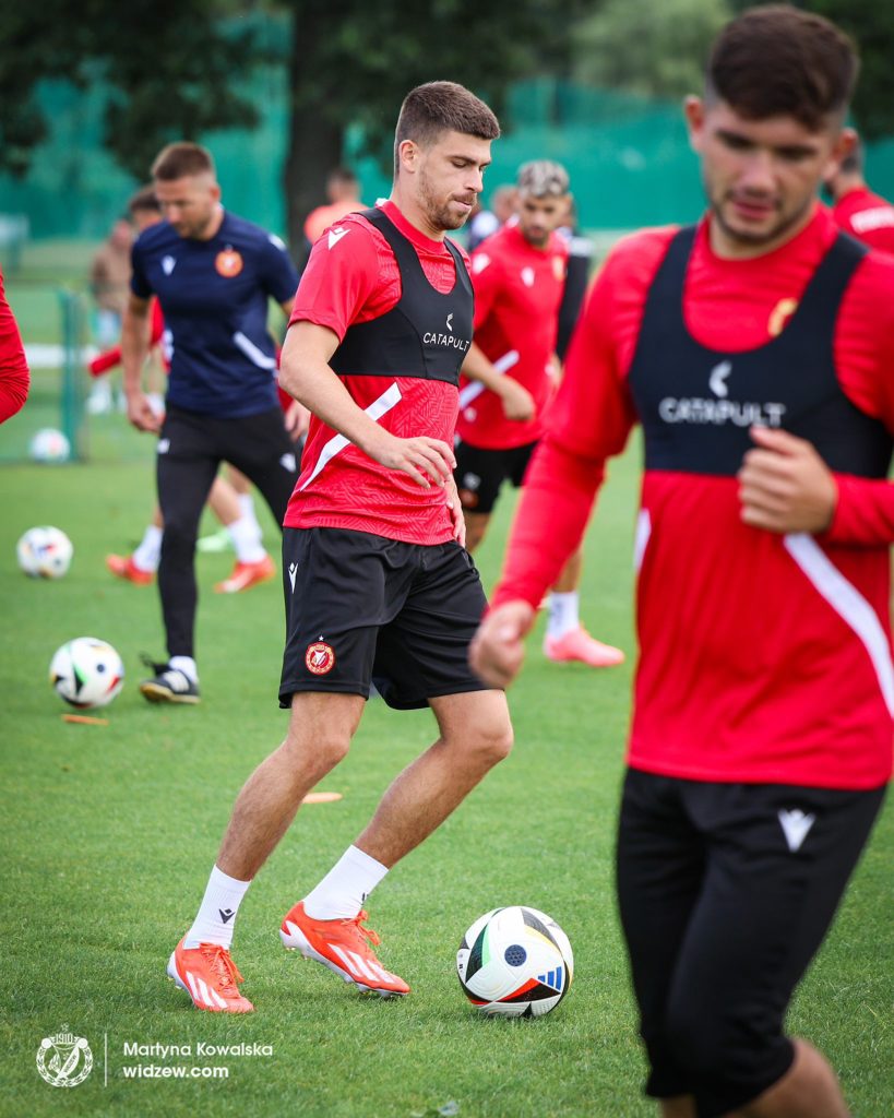 Kozlovsky już w Opalenicy. Ciganiks w drodze do Lucerny? - WidzewToMy ...