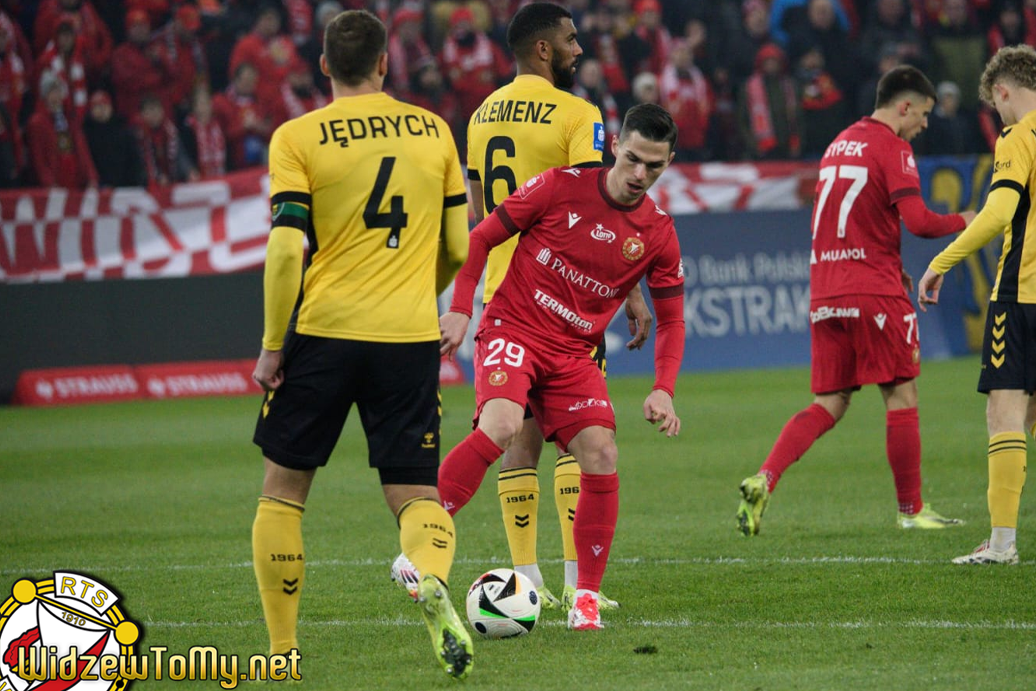 Tupta poza kadrą w meczu reprezentacji - WidzewToMy - Oficjalny portal ...