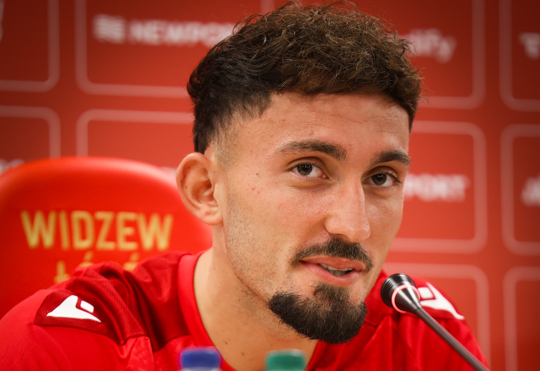 A. Zeqiri: "Z dnia na dzień moja forma będzie rosła" - WidzewToMy ...