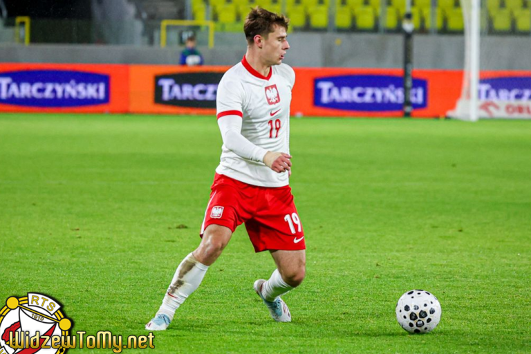 Kolejne minuty widzewiaków w narodowych barwach - WidzewToMy ...